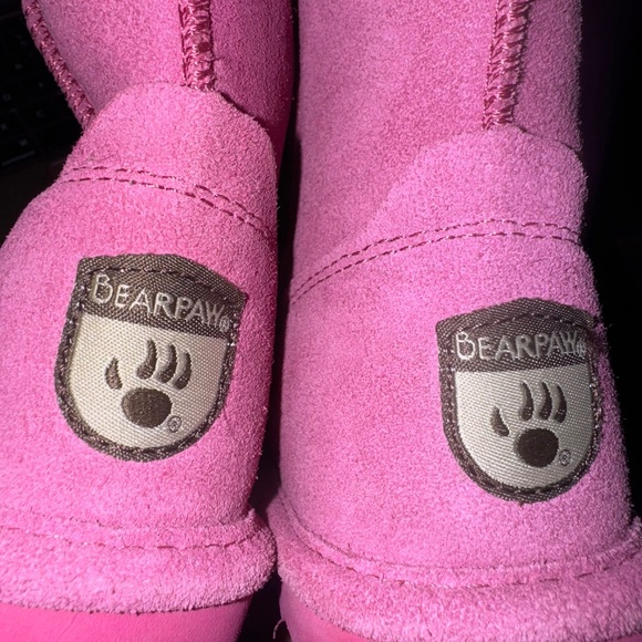 BearPaw | Shoes | Girls Bear Paw Boots Size 2 | Poshmark